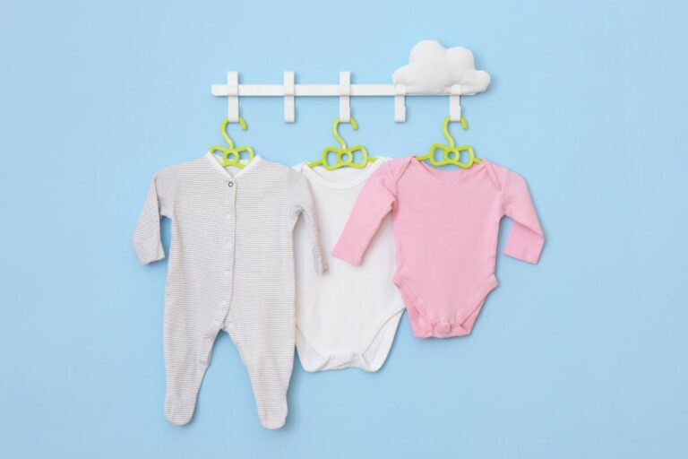 Women's Jumpsuits And Rompers: Complete Style Guide 2025 | Clothing Digest