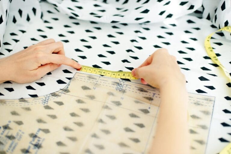 How To Read A Sewing Pattern: Your Complete Beginner's Guide To Mastering Pattern Reading ...