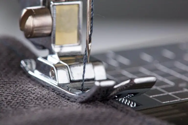 Complete Beginner's Guide To Sewing Machine Presser Feet | Master Every ...