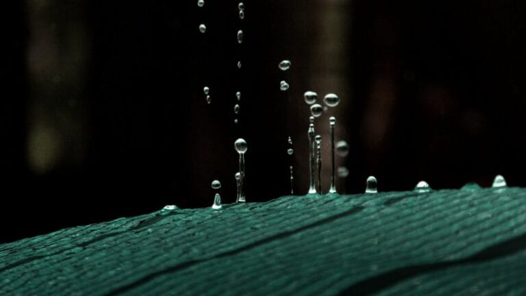 The Complete Guide To Water-Resistant Vs. Waterproof Fabrics ...