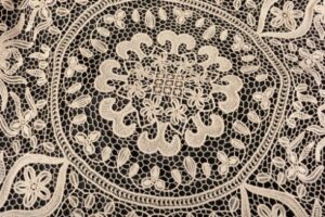 The Complete Guide To Maltese Lace: History, Techniques & Where To ...