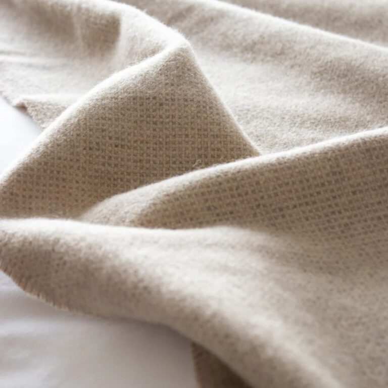 Lambswool Fabric: The Complete Guide To Nature's Softest Wool ...