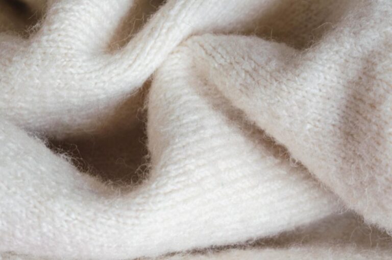 The Complete Guide To Sheep Wool Fabric: Types, Quality, And Selection ...